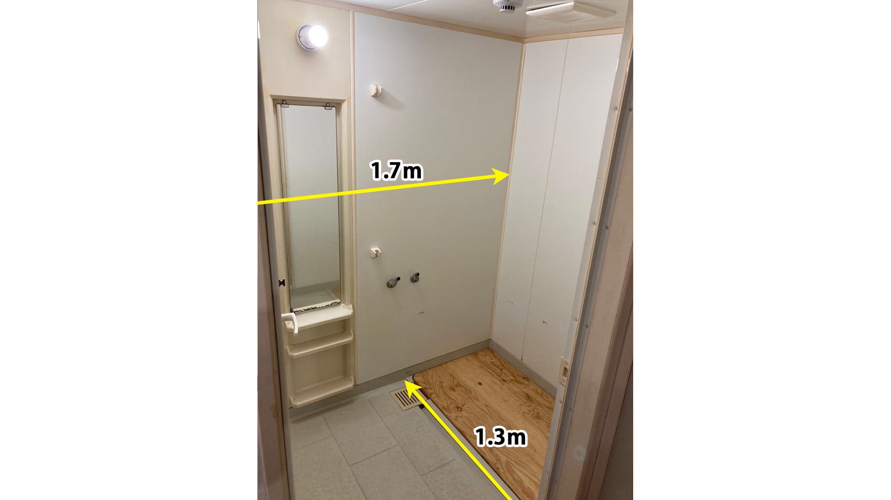 【見学下見随時可能】屋内型トランクルーム（倉庫）203C・2.2㎡の自由空間の写真1