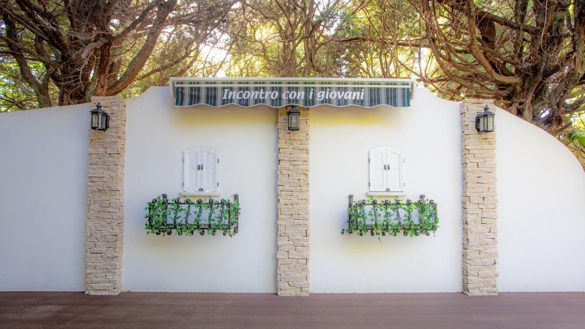 天然芝や竹林が魅力のスタジオです。の写真5