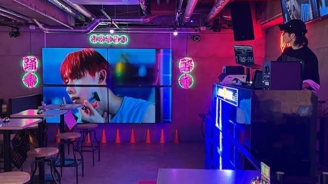 専属DJが無料で盛り上げます🔥収容90名💁♂️女子会🎀推し活🎤パーティ🥂新大久保トップクラスの音響設備のパーティスペースの写真1