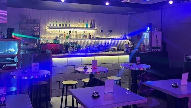 専属DJが無料で盛り上げます🔥収容90名💁♂️女子会🎀推し活🎤パーティ🥂新大久保トップクラスの音響設備のパーティスペースの写真6