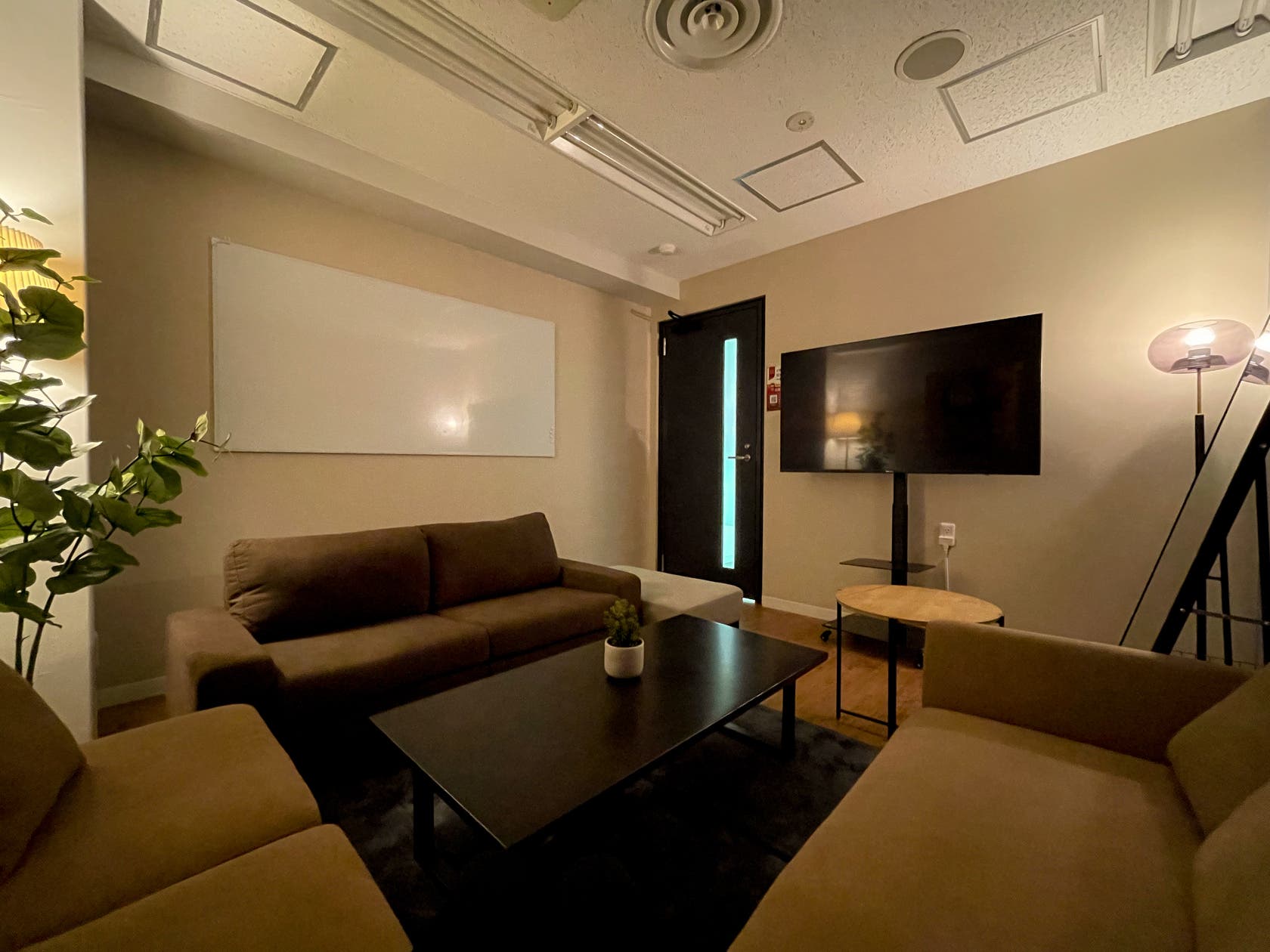 駅直結！横浜駅徒歩30秒｜最大7名｜ビジネス、懇親会の利用に最適！ルーム『シナモン』※旧4Hの写真15