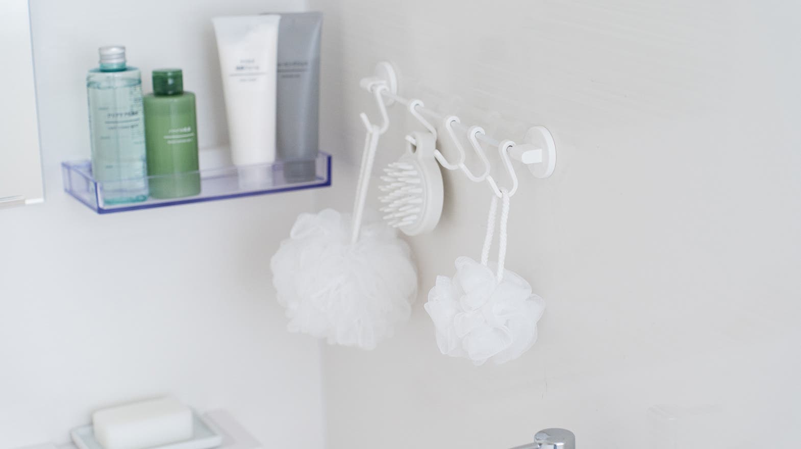 【スタジオE】自然光が差し込むキッチン・お風呂が設けられた空間の写真24