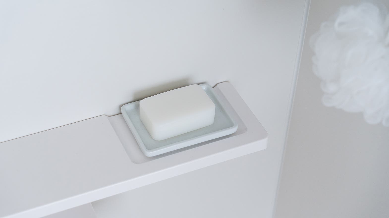 【スタジオE】自然光が差し込むキッチン・お風呂が設けられた空間の写真27