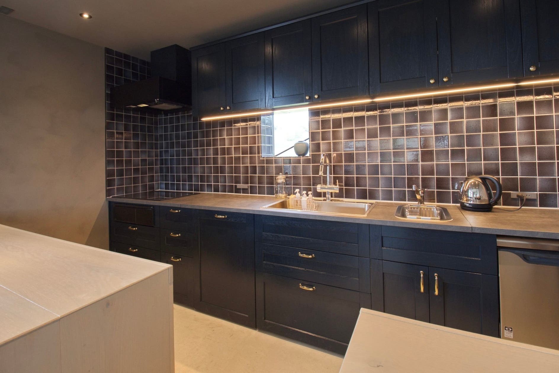 奈良生駒　アーチの窓が特徴のハウススタジオの写真4