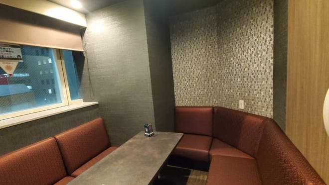 《4~6名用》会議・打ち合わせ用ルーム【サイズM】(加熱式たばこのみ可)の写真1