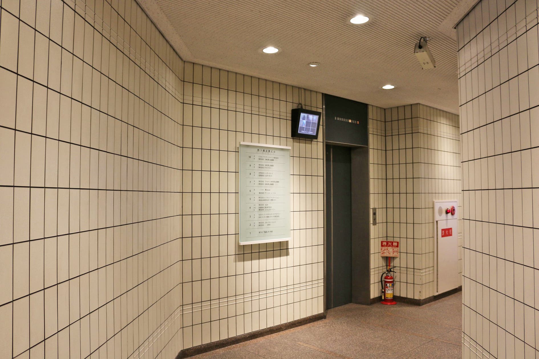 6階B室【四ツ橋・心斎橋エリア！駅から徒歩30秒！】１０～３８名まで。無料備品も多数！同ビル内に複数会場ございますの写真8