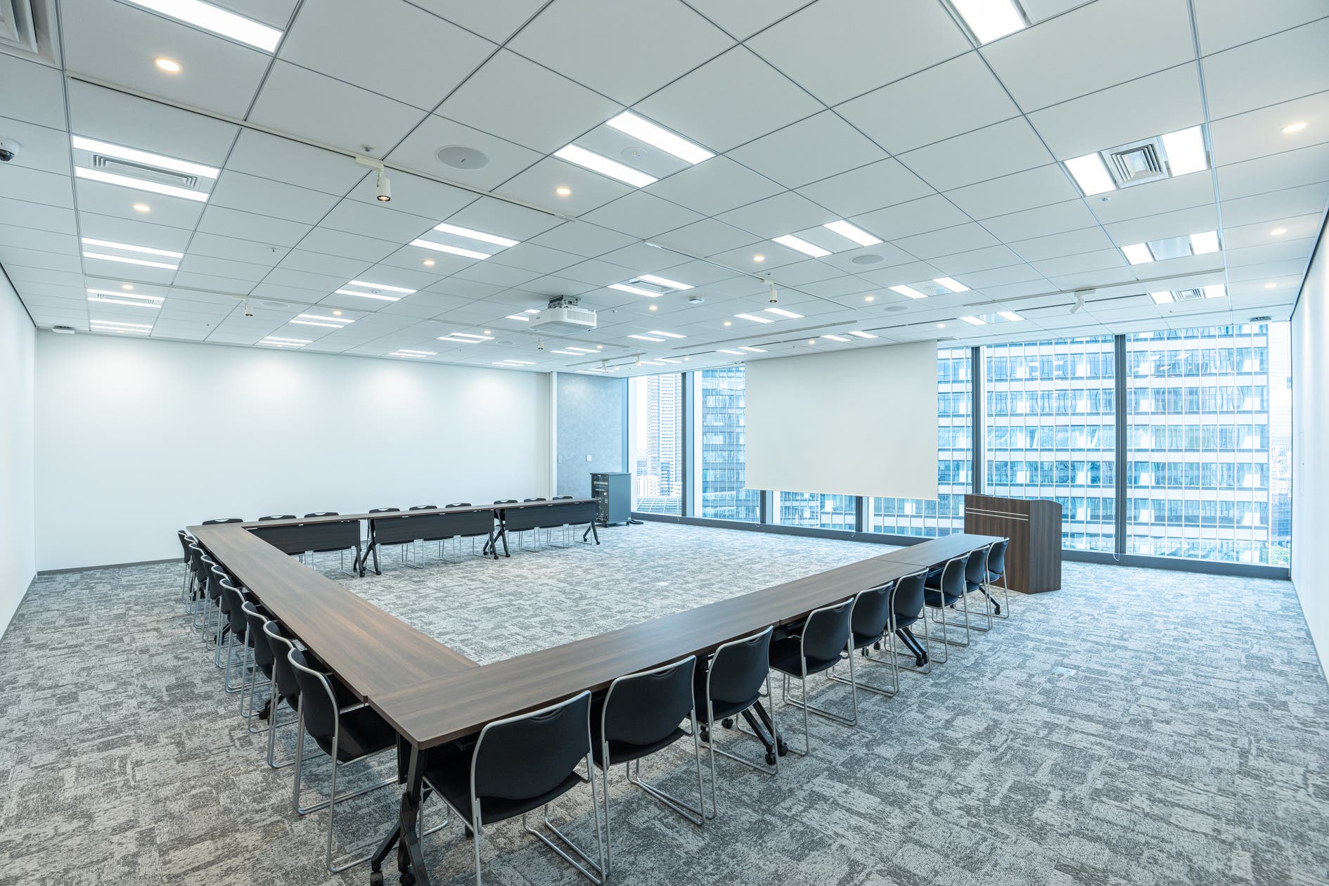 【APイノゲート大阪】ROOM C／全てのお客様のあらゆるご要望に、高い信頼と品質での写真5