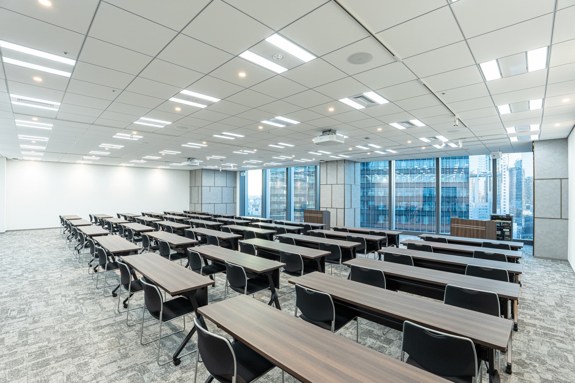 【APイノゲート大阪】ROOM D／全てのお客様のあらゆるご要望に、高い信頼と品質での写真12