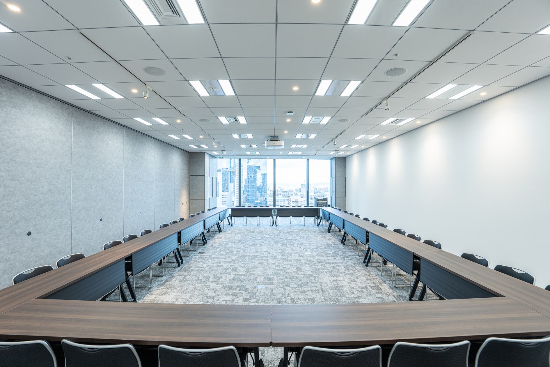 【APイノゲート大阪】ROOM I／全てのお客様のあらゆるご要望に、高い信頼と品質での写真12