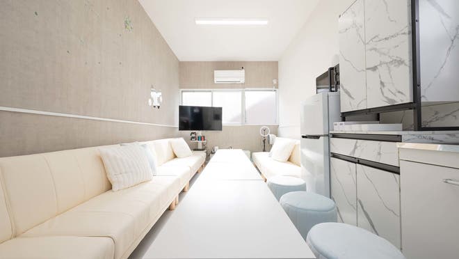 NEW🎉最大24名🉐東梅田駅3分🥳大人気ゲーム機🎮女子会💗推し活🌟タコパ🐙パーティ🥂24H🏪Lily梅田の写真12