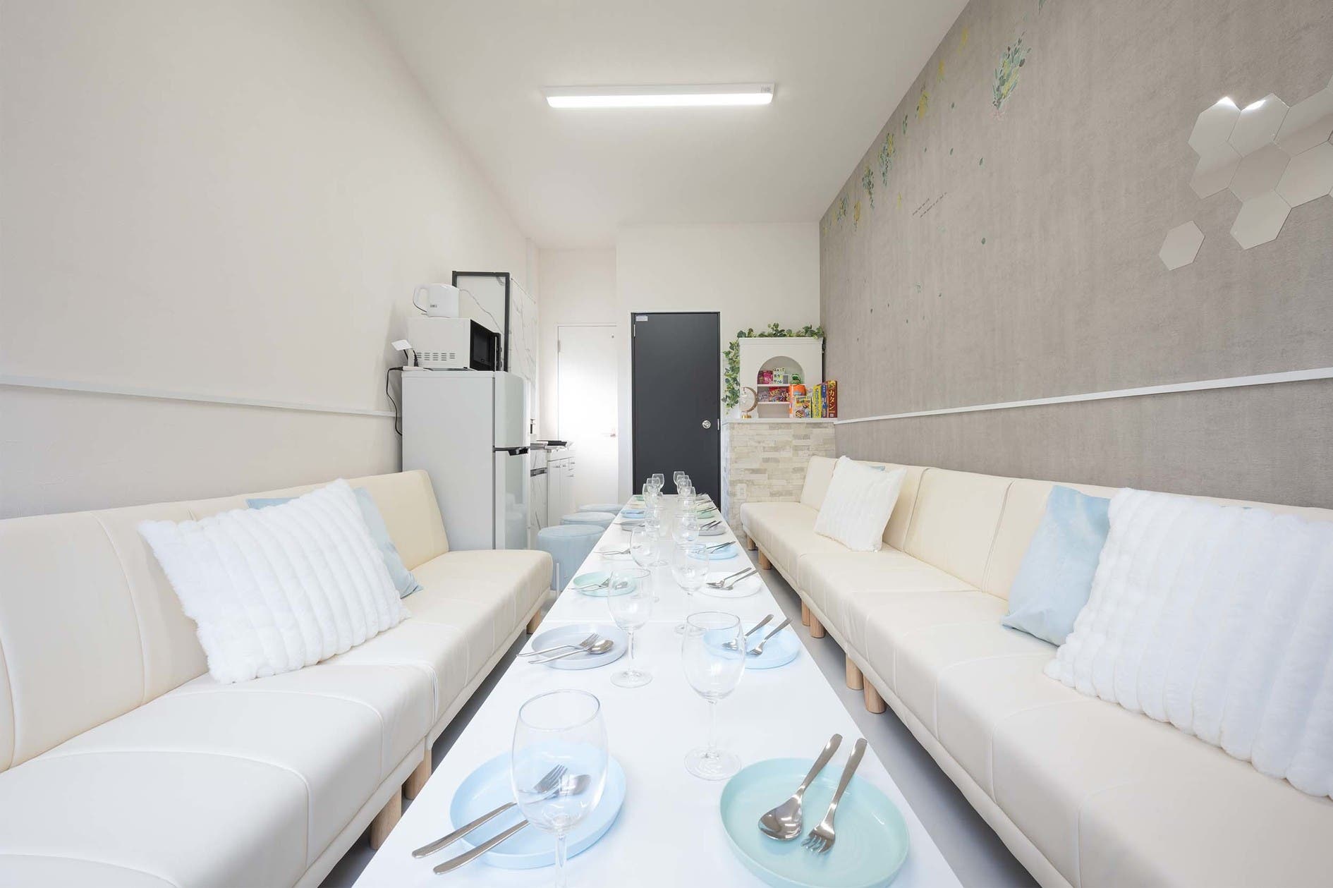 NEW🎉最大24名🉐東梅田駅3分🥳大人気ゲーム機🎮女子会💗推し活🌟タコパ🐙パーティ🥂24H🏪Lily梅田の写真15