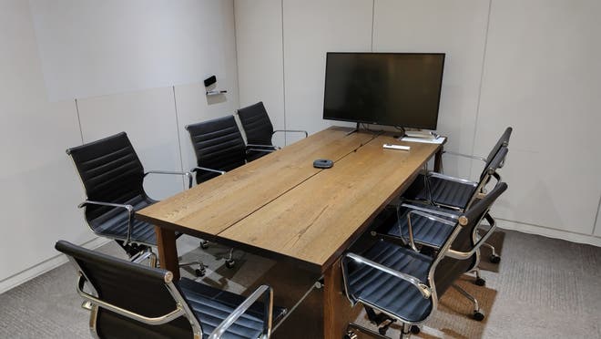 【六本木・広尾駅徒歩圏内】≪貸し会議室時間利用/商談・打ち合わせに最適!/定期清掃≫の写真1