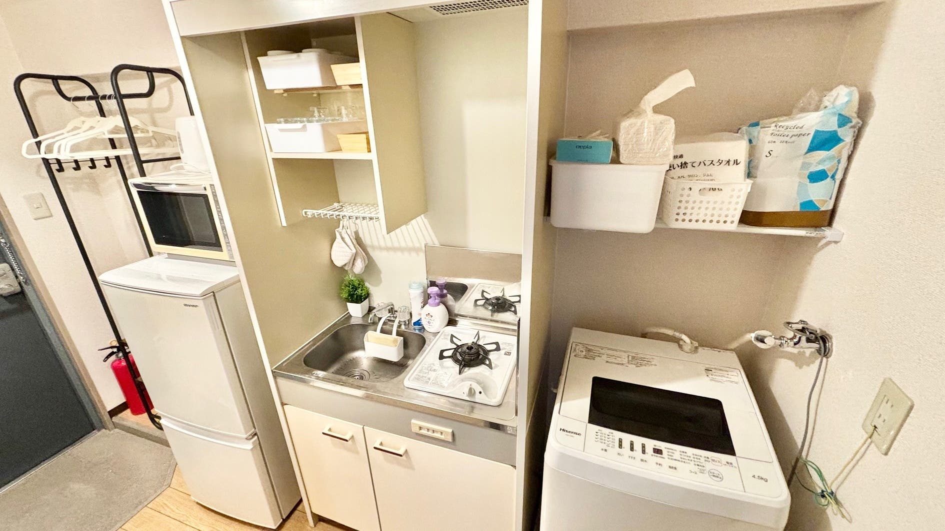 しっぽりデートに人気❣️✨市役所横くつろぎ空間❣️84㌅スクリーンでマイ映画館🎞️マットレスソファでゴロゴロ～の写真9