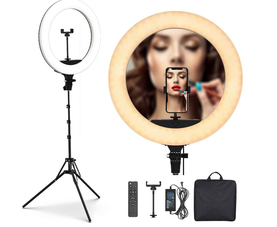 しっぽりデートに人気❣️✨市役所横くつろぎ空間❣️84㌅スクリーンでマイ映画館🎞️マットレスソファでゴロゴロ～の写真12