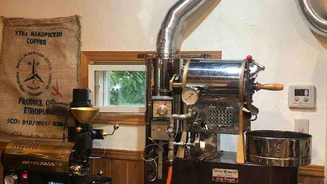 ≪福生駅 / 駐車場あり≫ 店主こだわりのアンティーク家具に囲まれた異空間 ▪️2024.11 startの写真8