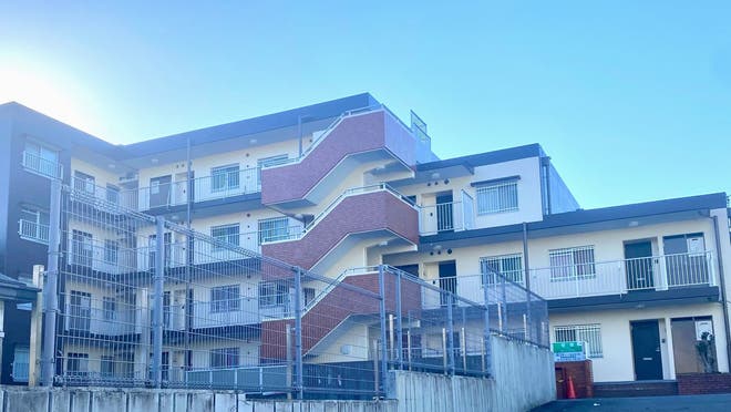 藤が丘駅徒歩4分/駐車場有☆施設充実☆壁一面の鏡☆清潔環境☆完全個室ジムの写真2