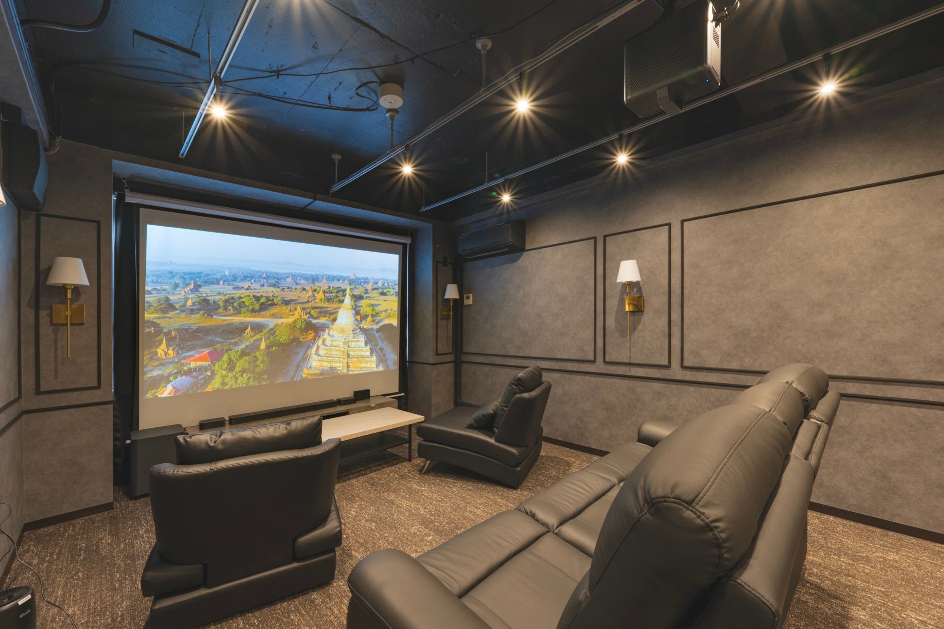 スペモシネマ🎬クリスマス🎄神保町3分✨️映画鑑賞🍷推し活🎂プロジェクター🎥567_SpemoCINEMA神保町の写真9