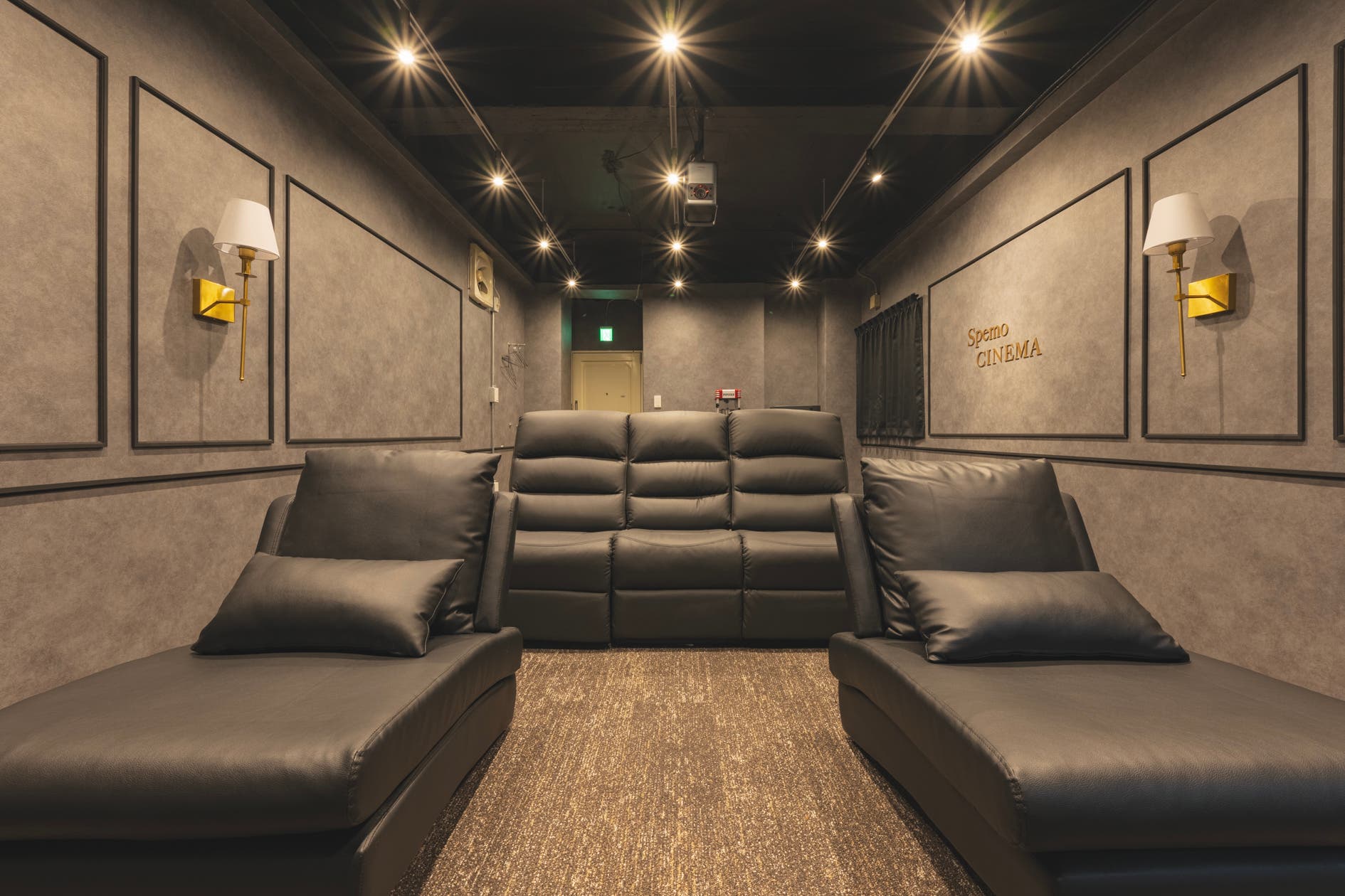 スペモシネマ🎬クリスマス🎄神保町3分✨️映画鑑賞🍷推し活🎂プロジェクター🎥567_SpemoCINEMA神保町の写真14