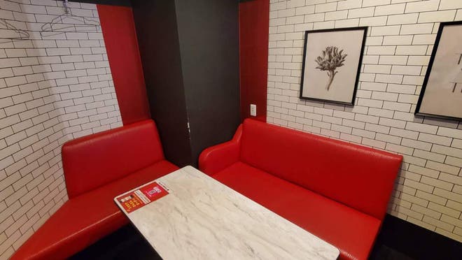 《2~3名用》会議・打ち合わせ用ルーム【サイズS】(加熱式たばこのみ可)の写真1