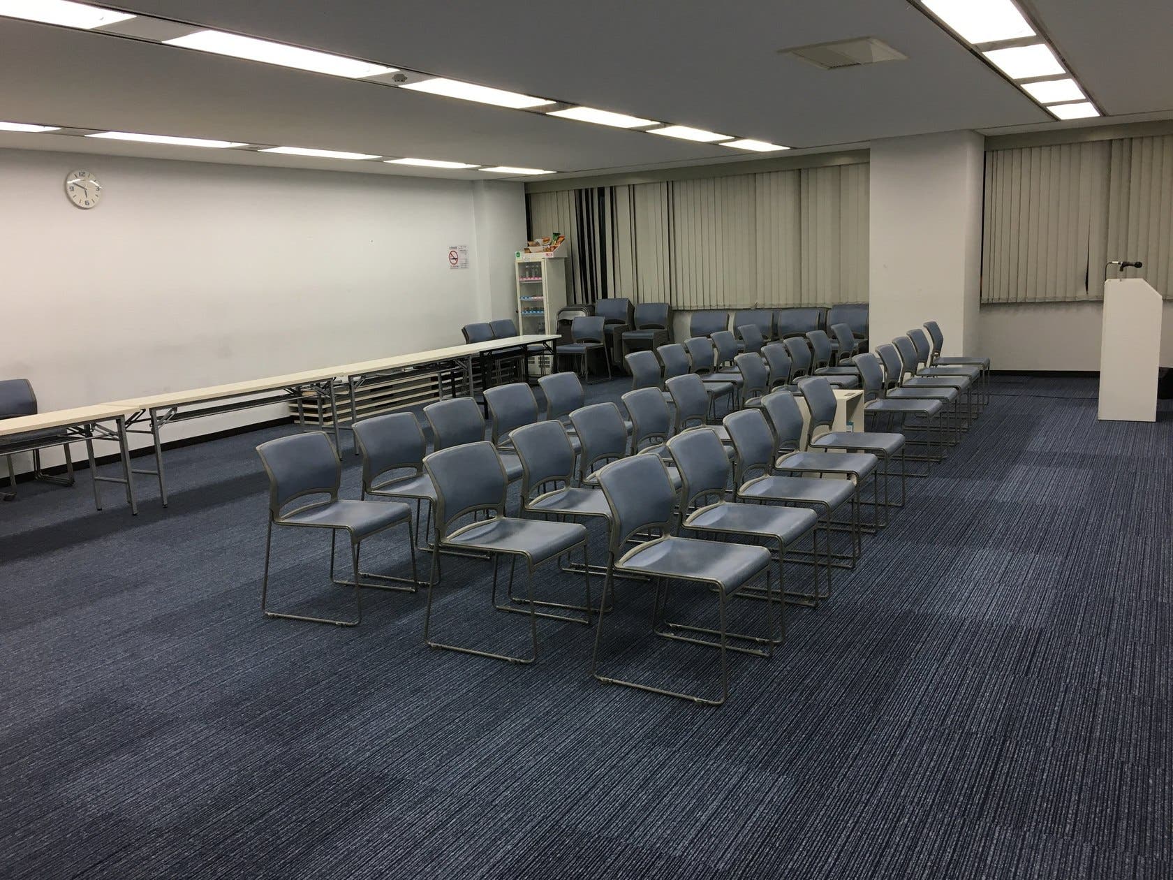 4F【本町駅から徒歩0分！】２０～７0名まで。無料備品も多数！の写真24