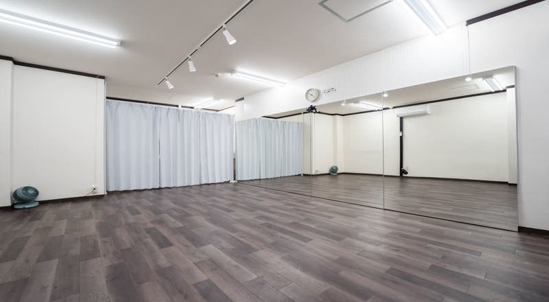 青砥駅から1分！🆕オープン記念｜ダンススタジオ｜24H営業｜備品無料多数｜撮影可能🎥｜ヨガ｜演劇｜🛜｜調光可｜着替スペース