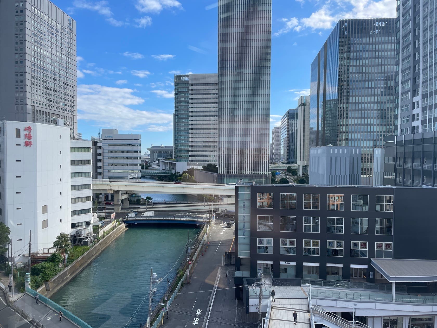 〈パノティ横浜〉会議や勉強会、講演会、セミナー、パーティーなどに最適‼️横浜駅2分/20名様までOK🎉ボードゲーム多数用意🃏の写真5