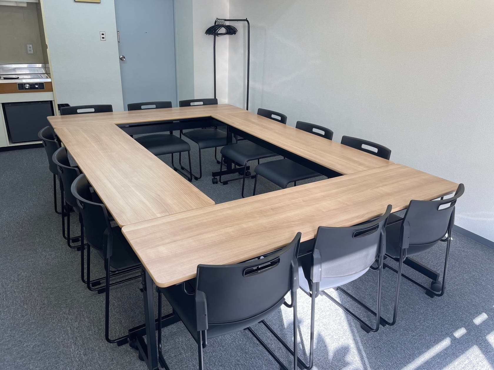 〈パノティ横浜〉会議や勉強会、講演会、セミナー、パーティーなどに最適‼️横浜駅2分/20名様までOK🎉ボードゲーム多数用意🃏の写真8