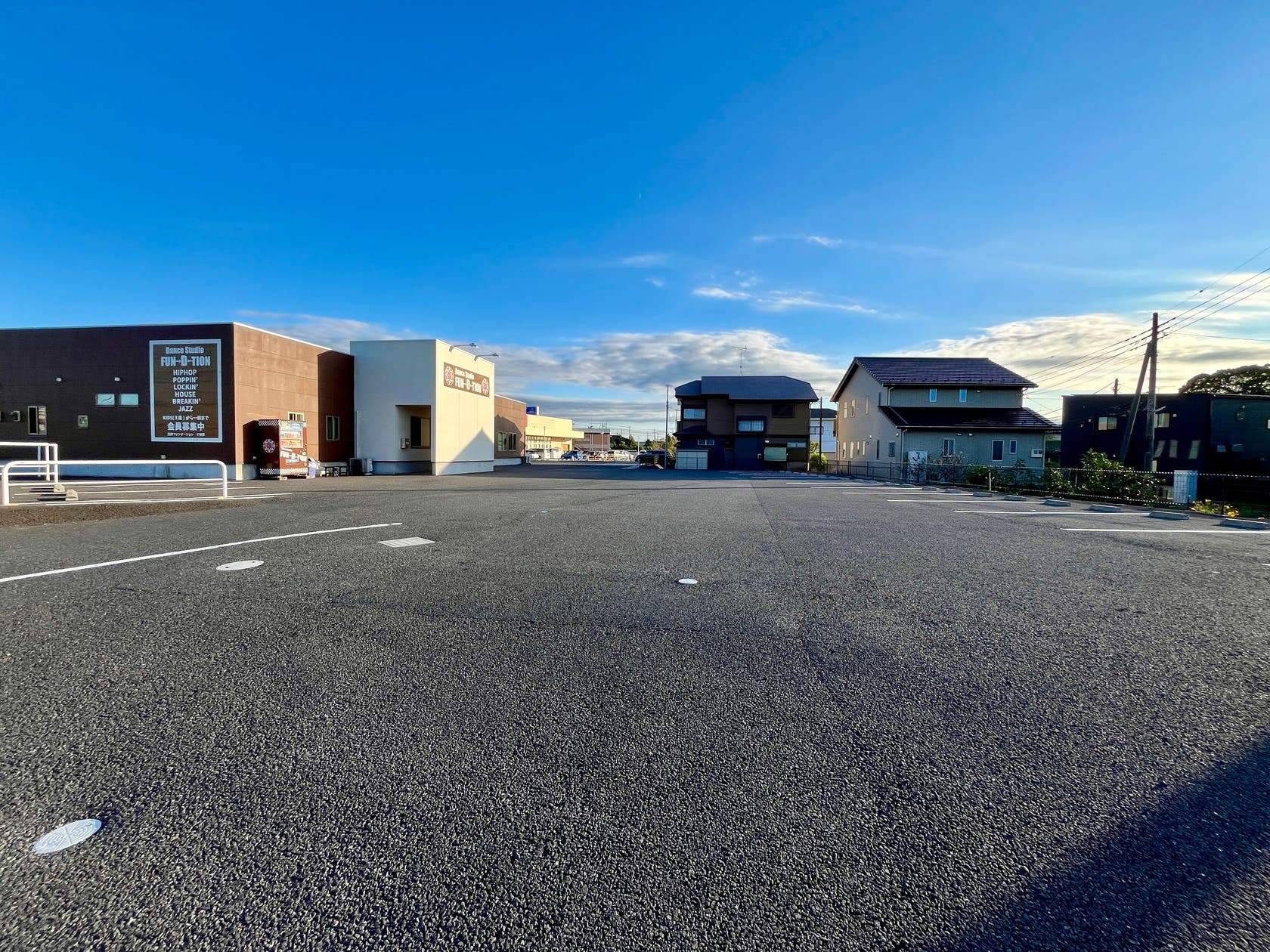 【デカスタ／14m×8m／最大40名】新茂原駅徒歩6分・駐車場35台。ダンスレッスン／舞台／リハーサルなどに最適なスタジオの写真10