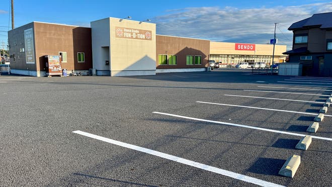 【デカスタ/14m×8m/最大40名】新茂原駅徒歩6分・駐車場35台。ダンスレッスン/舞台/リハーサルなどに最適なスタジオの写真4