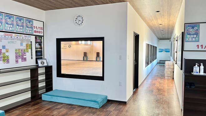 【デカスタ/14m×8m/最大40名】新茂原駅徒歩6分・駐車場35台。ダンスレッスン/舞台/リハーサルなどに最適なスタジオの写真7