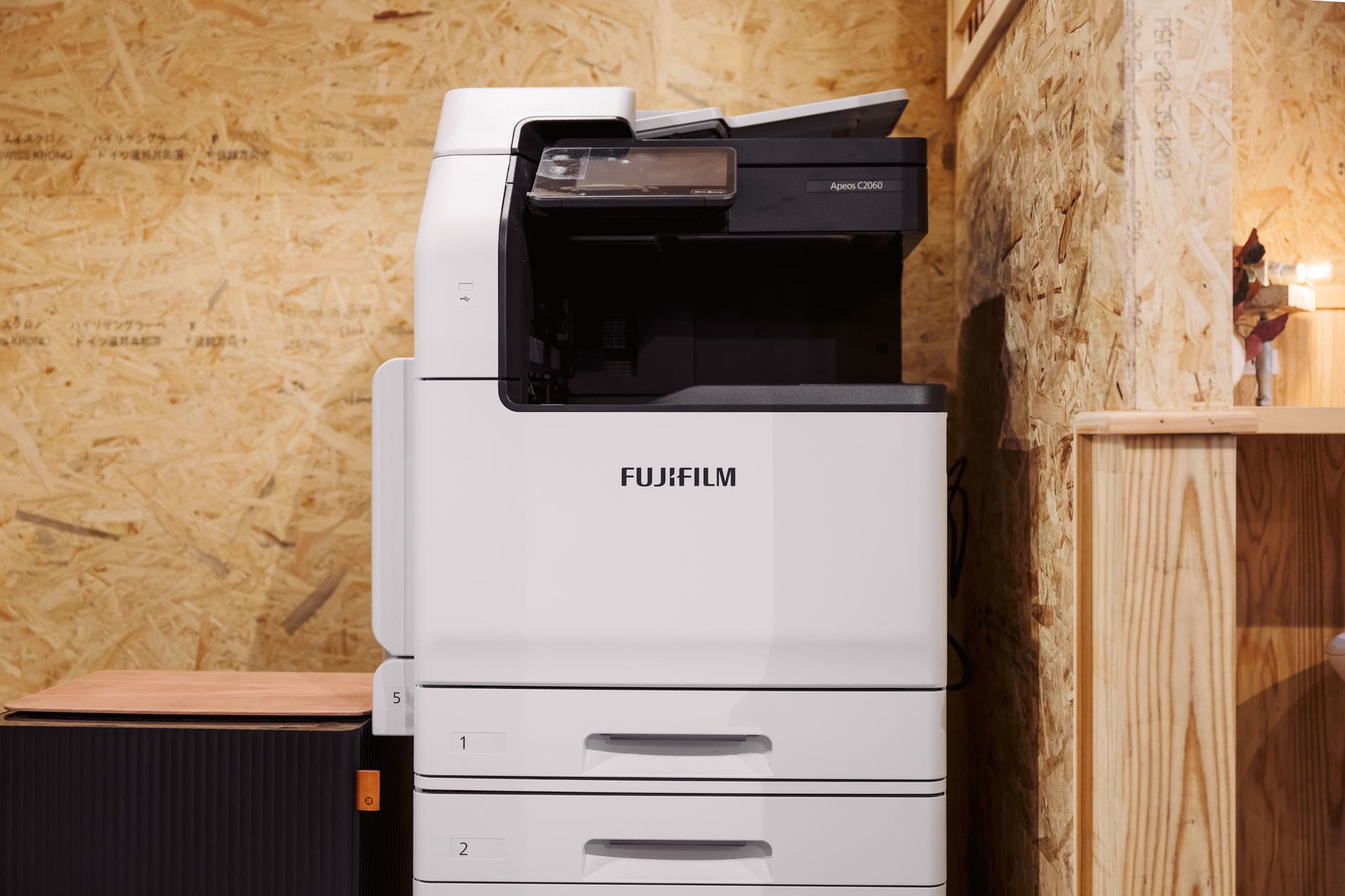 琴電琴平徒歩6分/24年3月OPEN/こんぴらさん参道沿い/広々としたコワーキングスペースの写真9