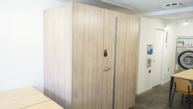 <ワークスポット葛飾>コインランドリー内のワークブース💼光回線Wi-Fi📶モニター🖥テレワーク/Web会議/自習/作業の写真2