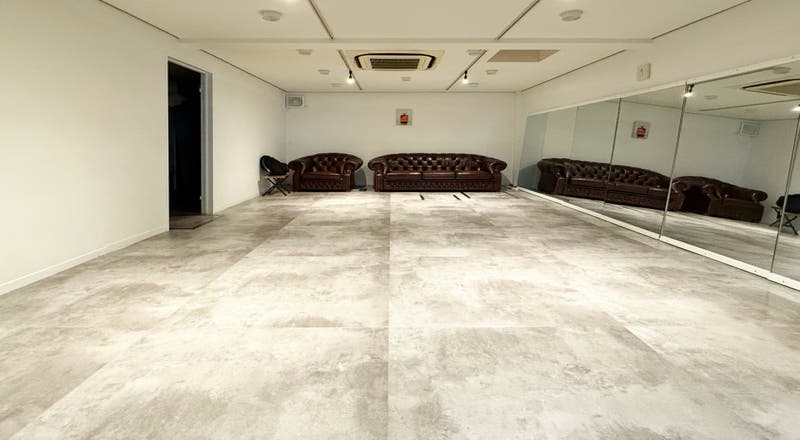 【ダンスレッスンに最適◎】渋谷から電車で9分・全身鏡アリ