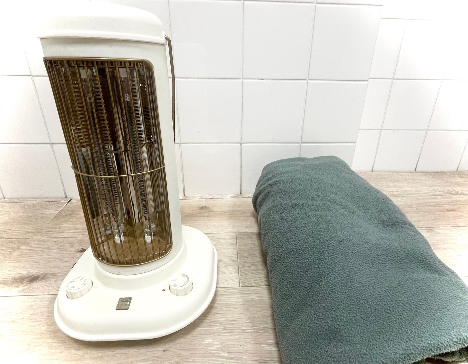 西新宿駅徒歩3分　新宿駅徒歩12分　スタジオ　新大久保　中野坂上　撮影　自然光　展示会　個展　ポートレートの写真15