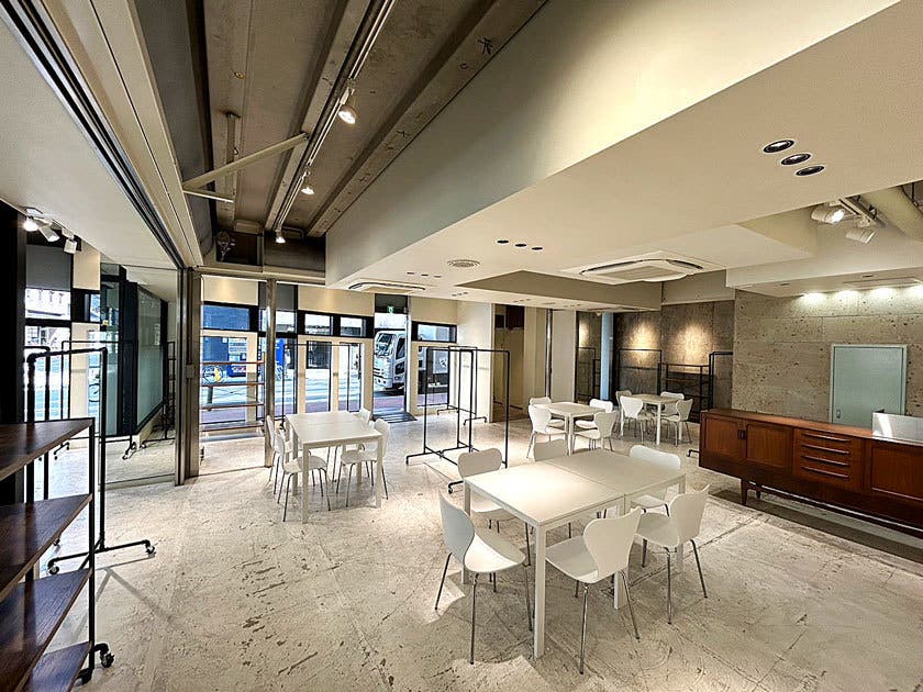 【1F路面店】南船場のランドマークビルにある、心斎橋駅、本町駅すぐのレンタルスペース。【大阪市中央区】の写真4