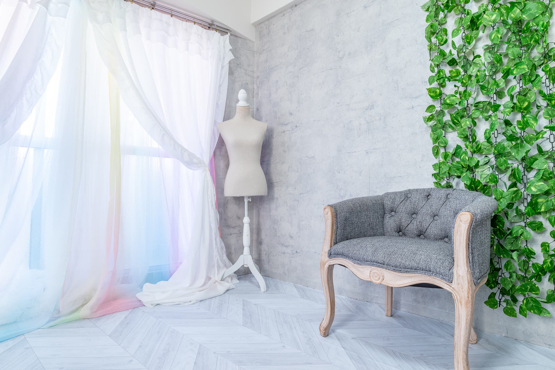 🎁今だけワンコイン💰名古屋6分｜ブルーグレー×コンクリ×ヴィンテージドアの3背景｜自然光フェミニンスタジオ｜ポトレ・推し誕の写真7