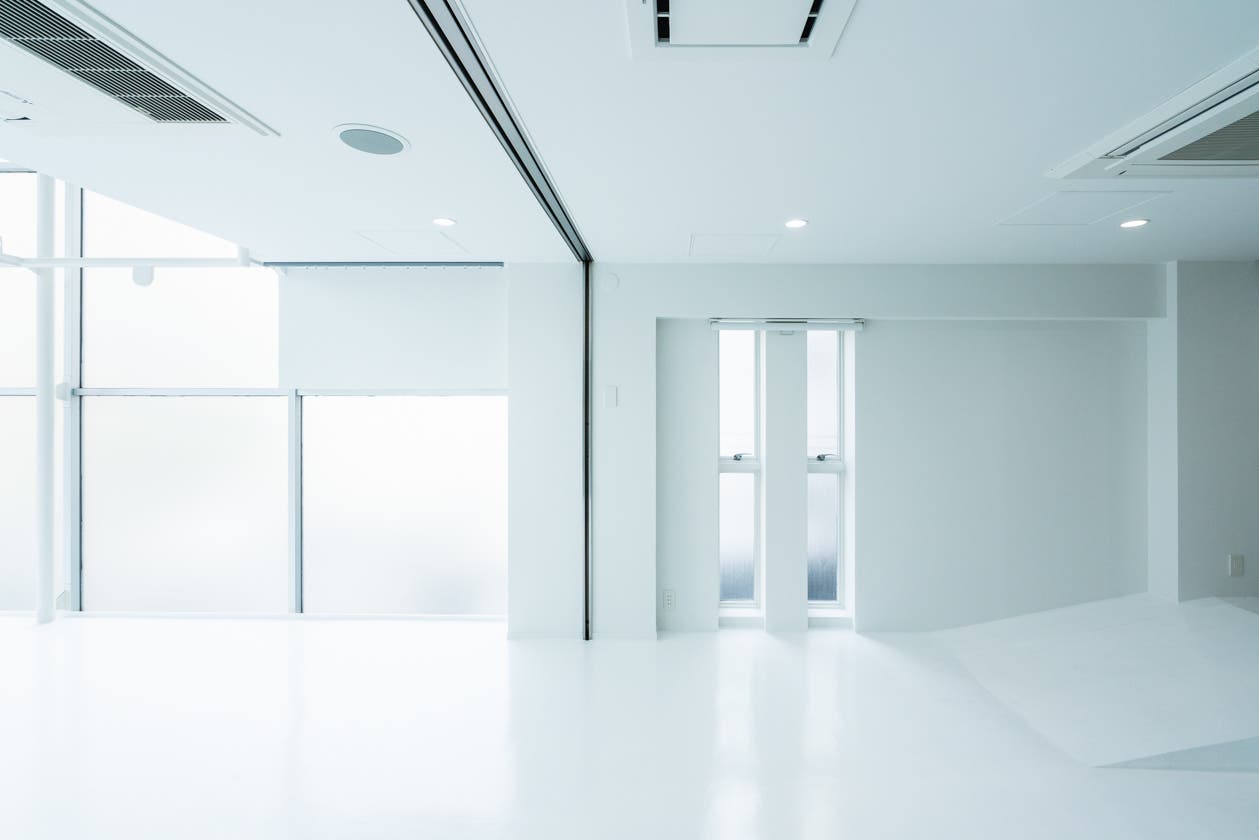 【撮影・配信に最適】白基調×自然光×天高4.6m／ホテルライクな控室＆導線完備／ワークショップ・イベントにもの写真8