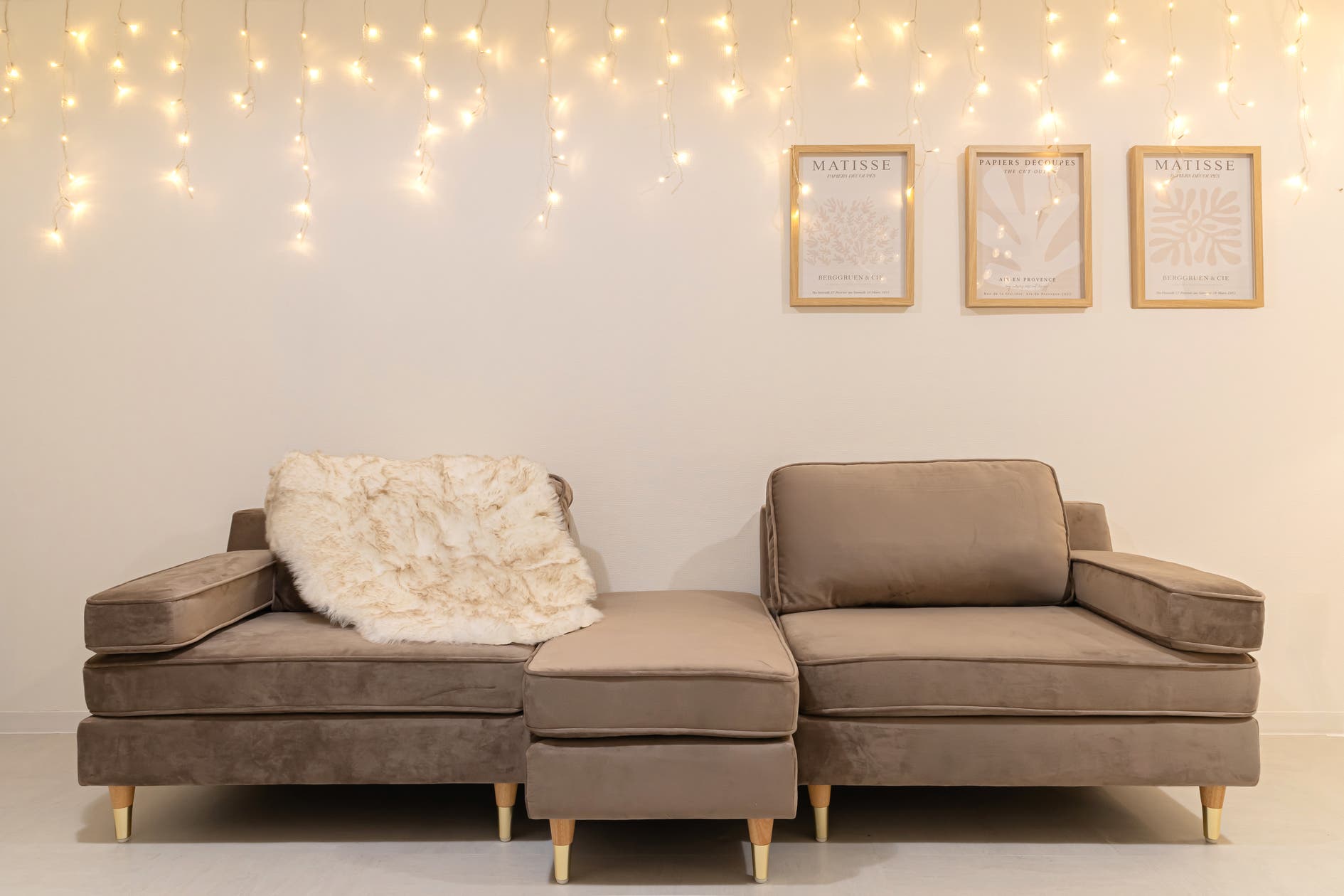 🌈NEWオープン‼推し会にぴったり✨新大久保駅3分/55㌅TV/大人気ゲーム/動画サービス/🌈カラー背景/祭壇/ボドゲ/タコパの写真10