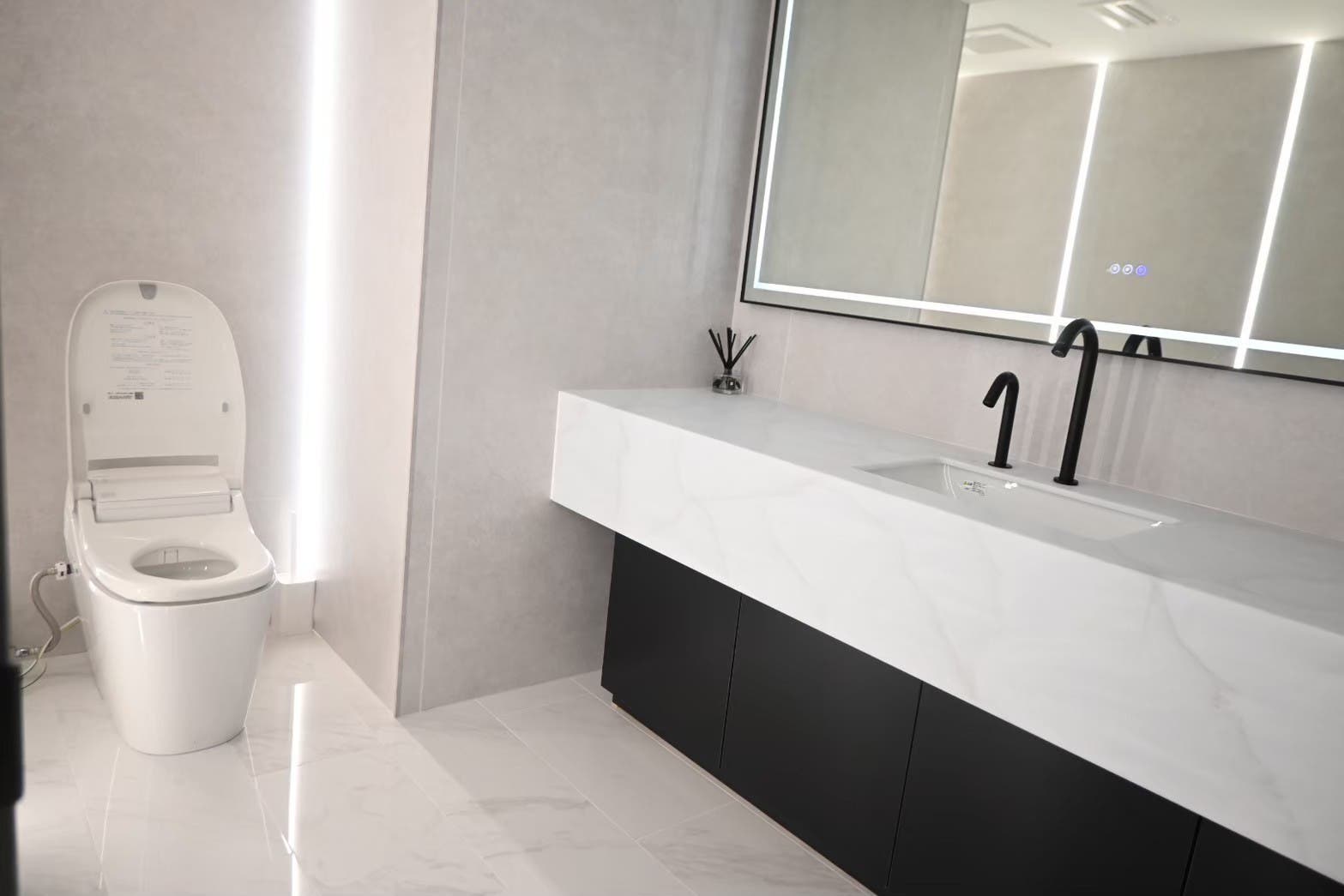 六本木駅から徒歩5分　内装にこだわったBARのV VIPルームの写真2