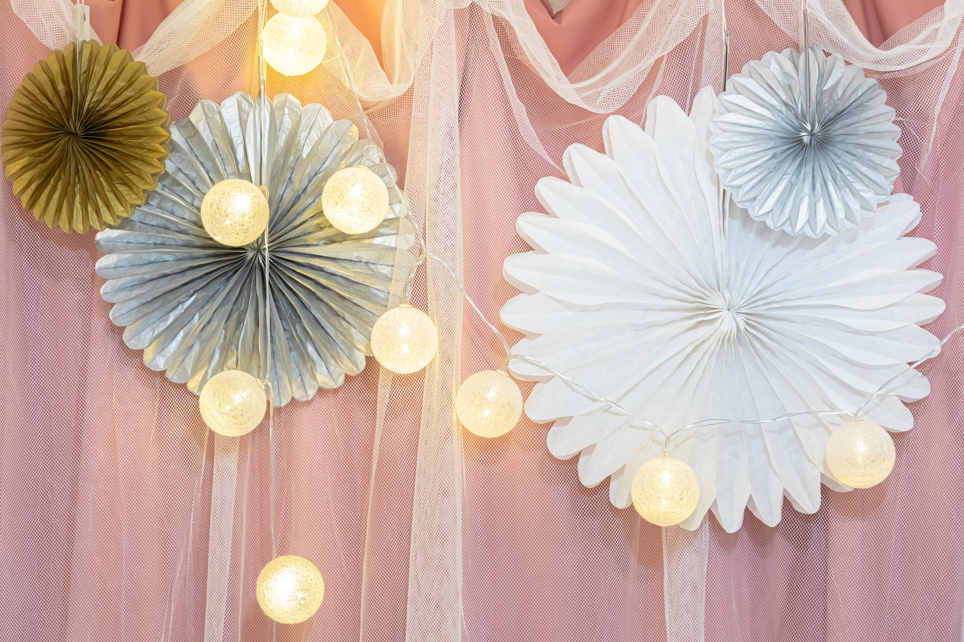 🌈NEWオープン‼推し会にぴったり✨新大久保駅3分/55㌅TV/大人気ゲーム/動画サービス/🌈カラー背景/祭壇/ボドゲ/タコパの写真17