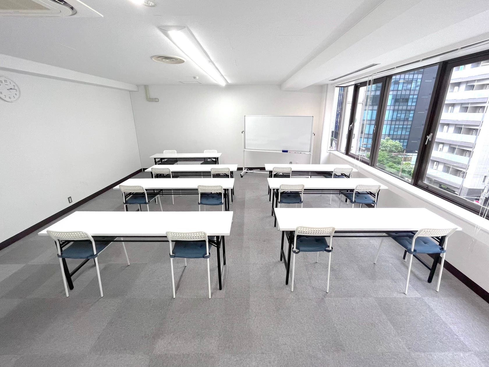 ⭐NEW⭐【馬喰町駅徒歩１分✨】会議・研修・試験会場・WEBセミナー・ZOOM快適ビジネス仕様■5階C会議室の写真1