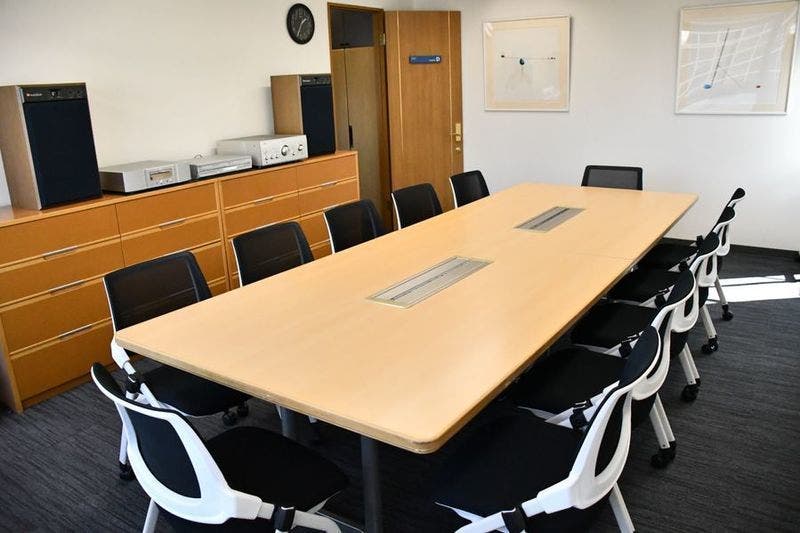 RoomD【外苑前駅から徒歩20秒！】12名。高速インターネット！飲食物持込可（ゴミ持ち帰り不要）！受付常駐で安心！の写真2