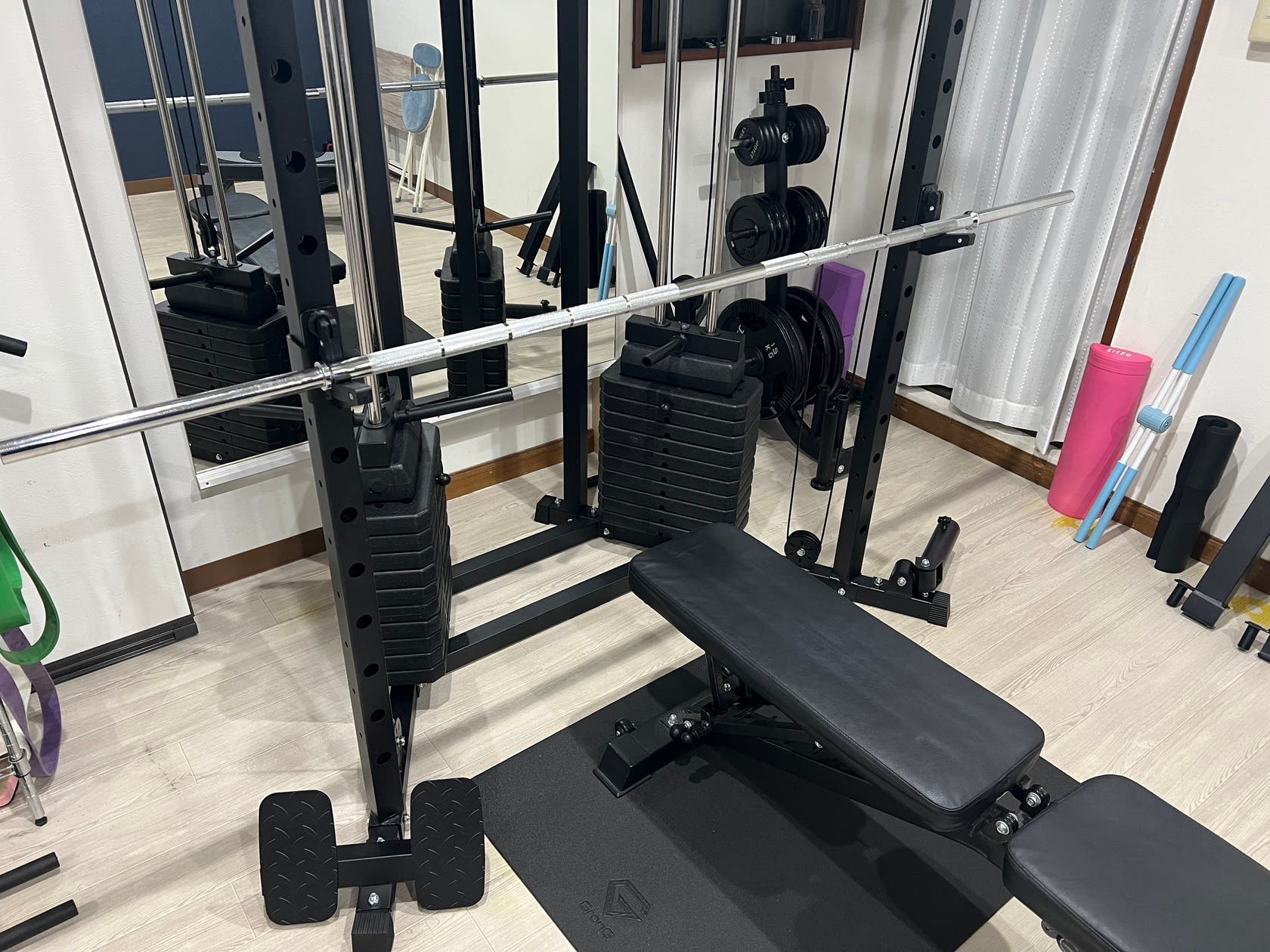 伏見桃山駅徒歩3分　個室パーソナルトレーニングジム　ヨガ　マッサージ　筋トレ　セミナーの写真6