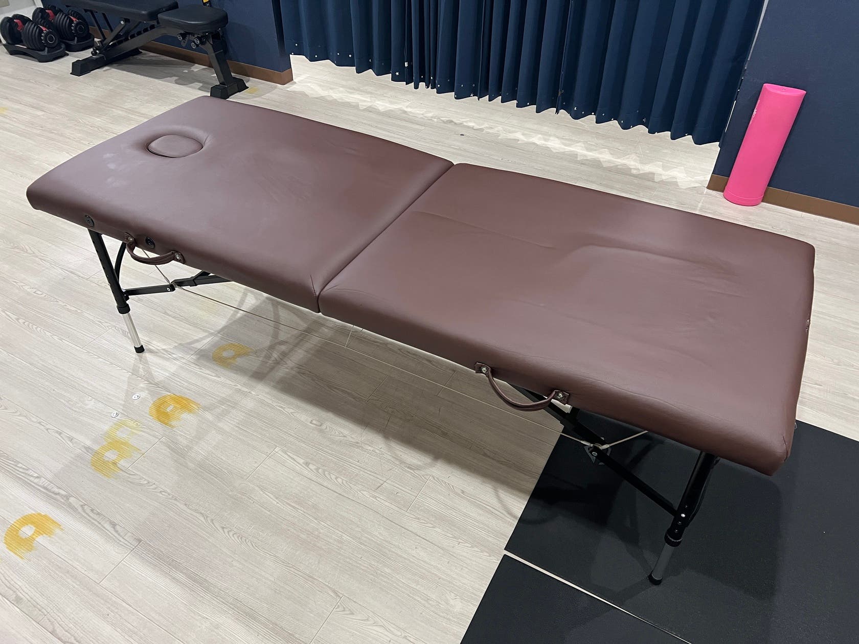 伏見桃山駅徒歩3分　個室パーソナルトレーニングジム　ヨガ　マッサージ　筋トレ　セミナーの写真12