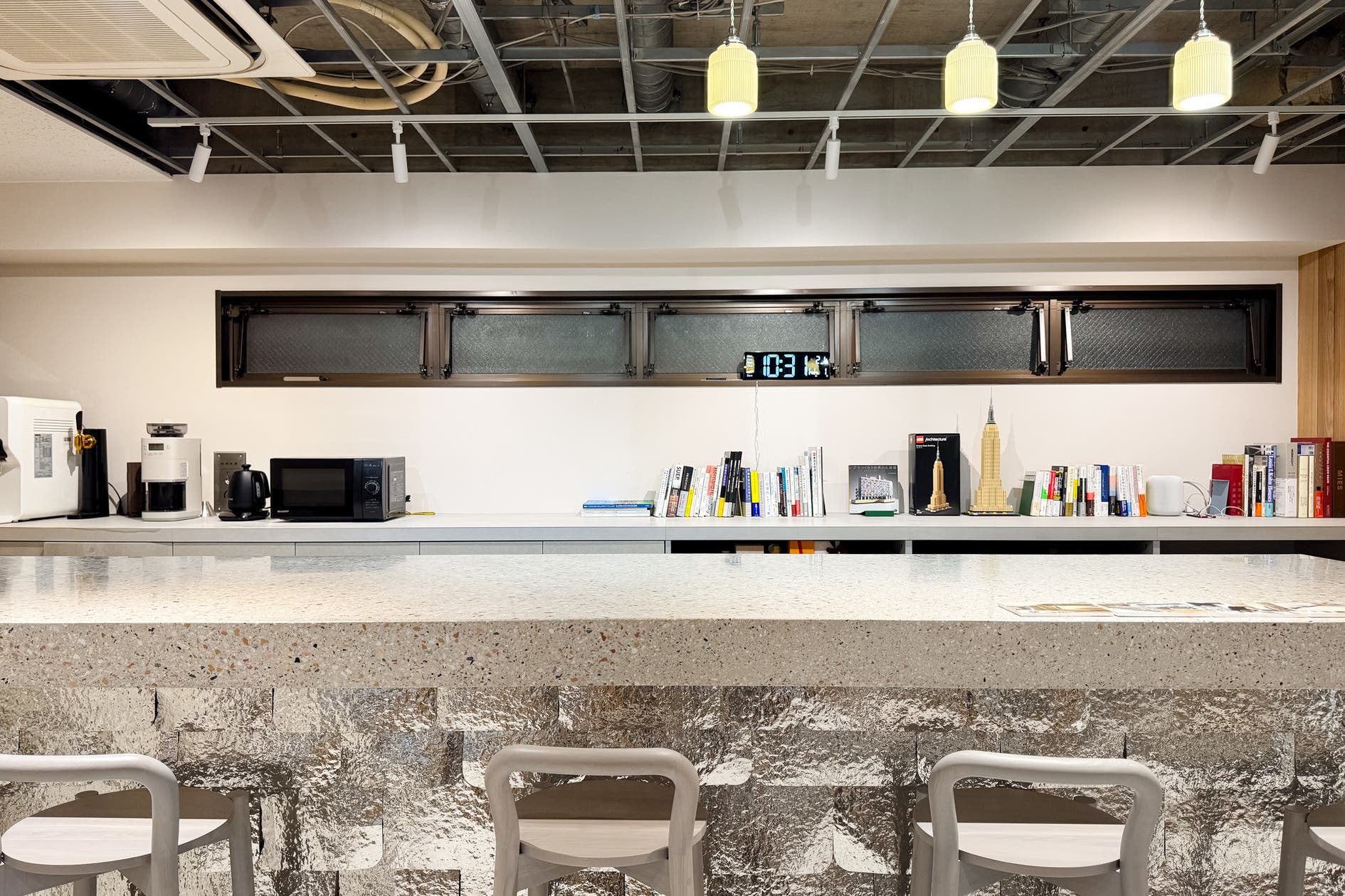 【秋葉原 岩本町】徒歩10分 2024.10月新規オープン！最大70名収容可・・撮影/懇親会/展示会/パーティなどに！の写真5