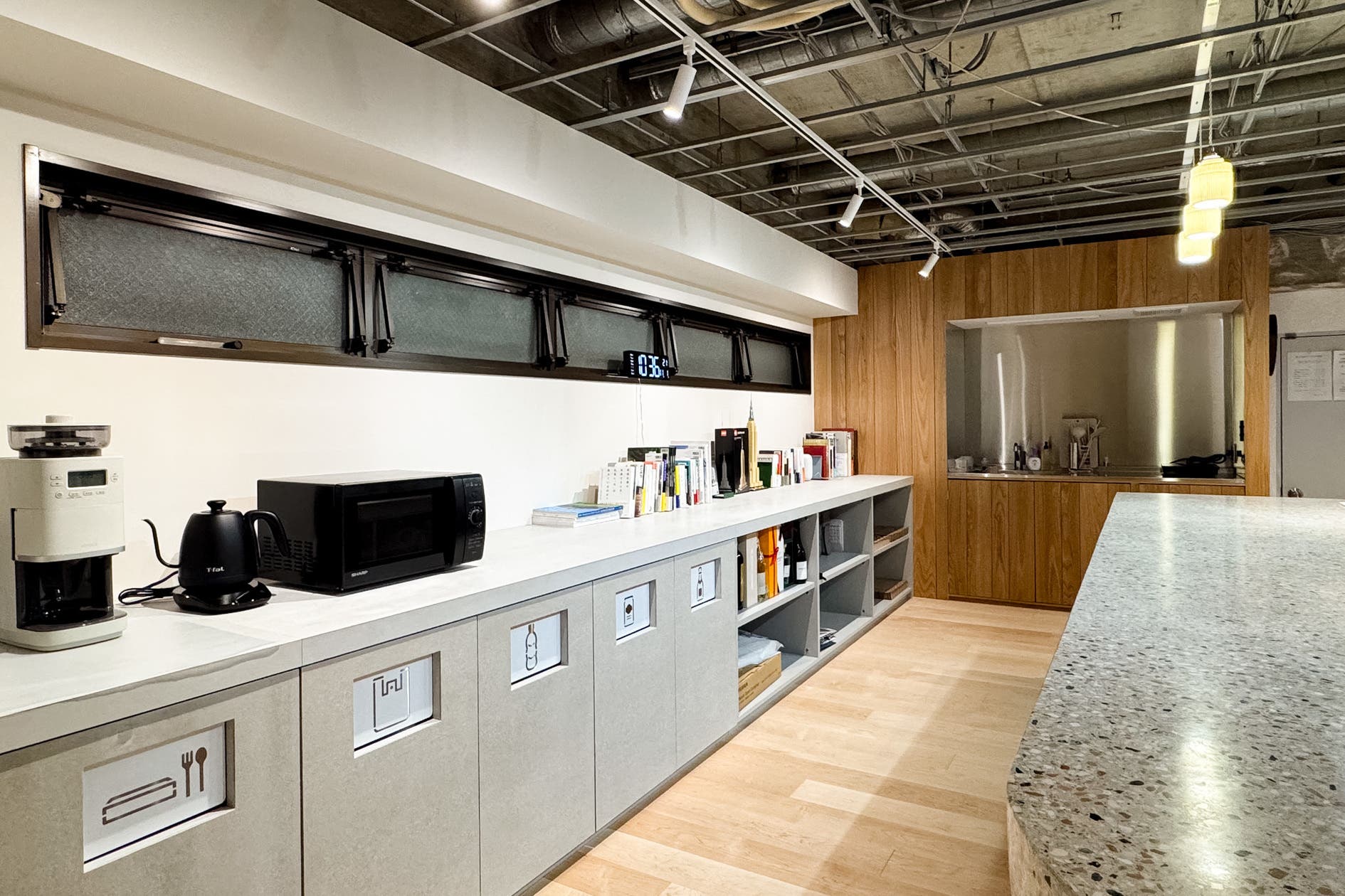 【秋葉原 岩本町】徒歩10分 2024.10月新規オープン！最大70名収容可・・撮影/懇親会/展示会/パーティなどに！の写真7