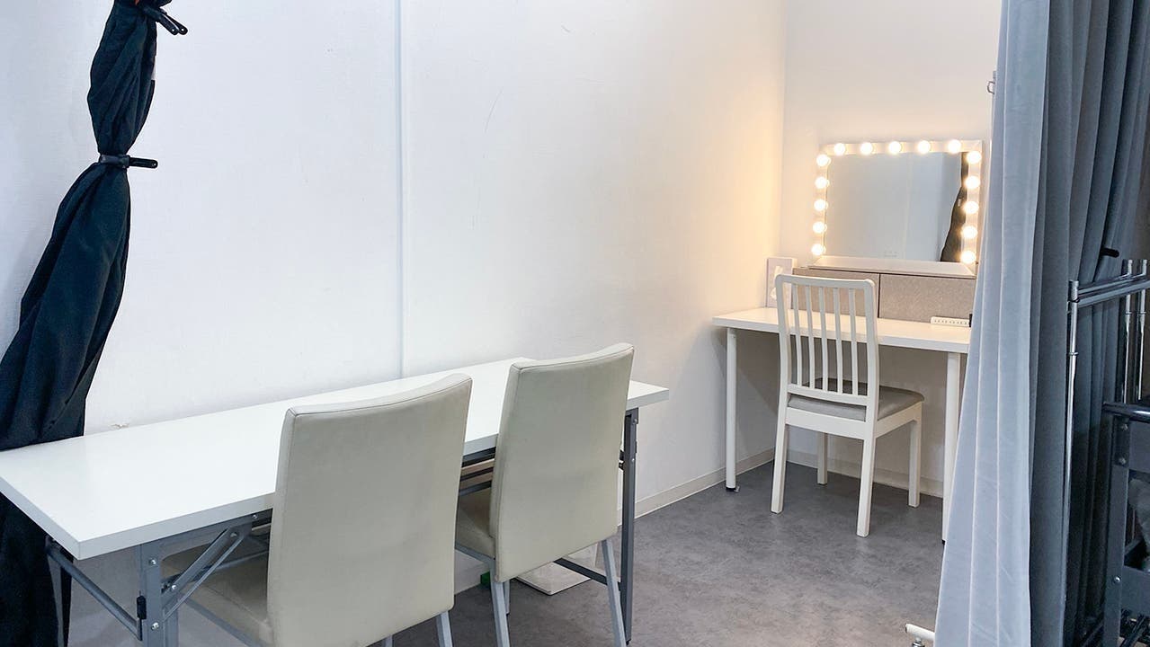 青山一丁目駅&乃木坂駅より徒歩5分。ロープライスで気軽に使えるセルフ型の本格白Rホリスタジオ！の写真16