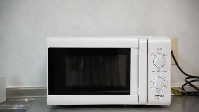 【子ども用備品が充実】アンティークドアと緑の外壁がかわいい古民家モダンな路面の広々土間スペース!の写真13