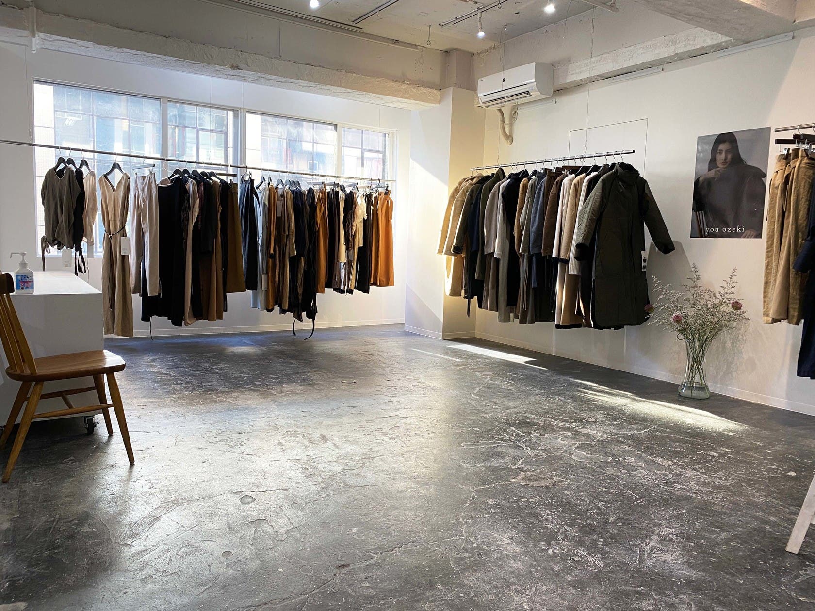 渋谷駅B1出口から4分QFgallery白壁のギャラリースタジオの写真17