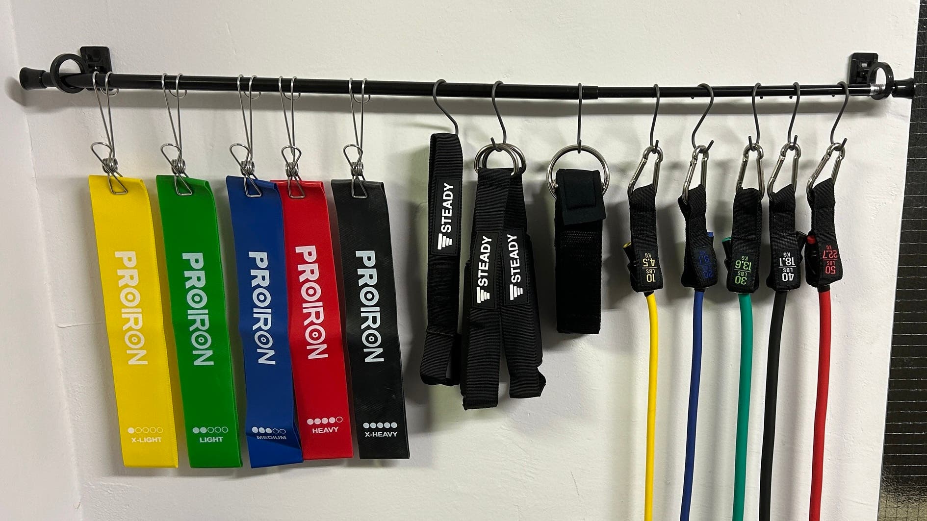 【方南町5分】ONIパワーラック、IVANKOバーベル235kg、ダンベル83kg等 こだわり抜いた機材の圧倒的トレーニング空間の写真9